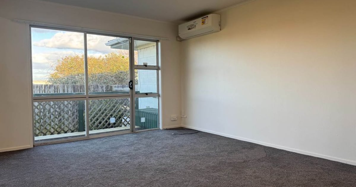 2 Bedroom Unit - Henderson | 370 Triangle Road, Hen... – Roomies.co.nz