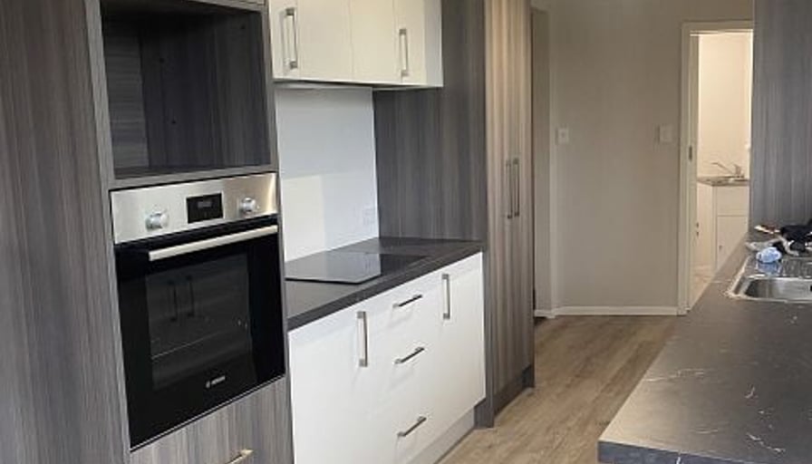 Renovated, easy care home | 14 Pirongia Road, Te Aw... – Roomies.co.nz