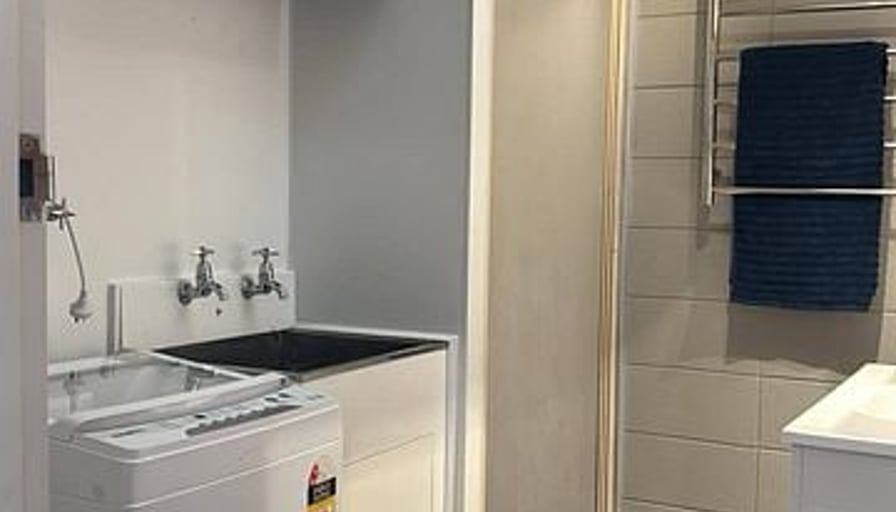 2BR Unit walking distance to hospital | 14 Clendon... – Roomies.co.nz