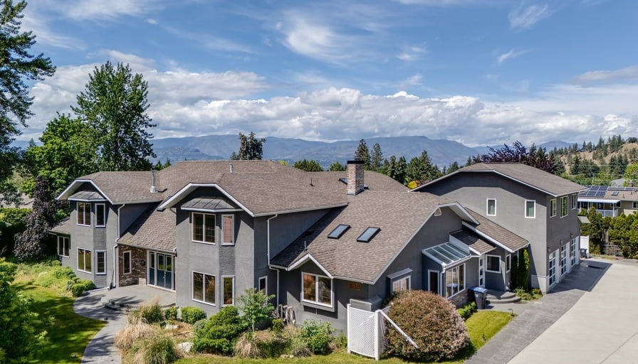 848 Small Court | 848 Small Court, Kelowna, BC | Locat... – Roomies.ca