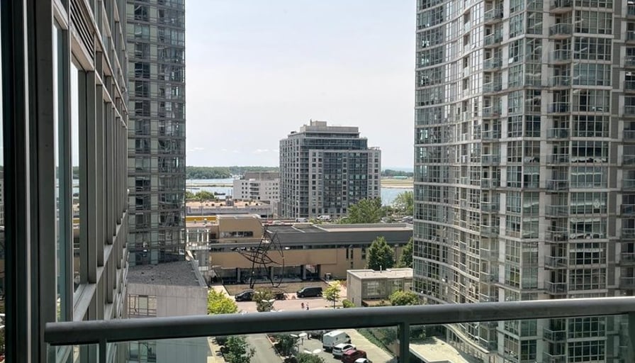 81 Navy Wharf Court | 81 Navy Wharf Court, Toronto, ON... – Roomies.ca