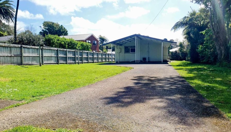 OKATO VILLAGE UNIT | 32a Old South Road, Okato | To... – Roomies.co.nz