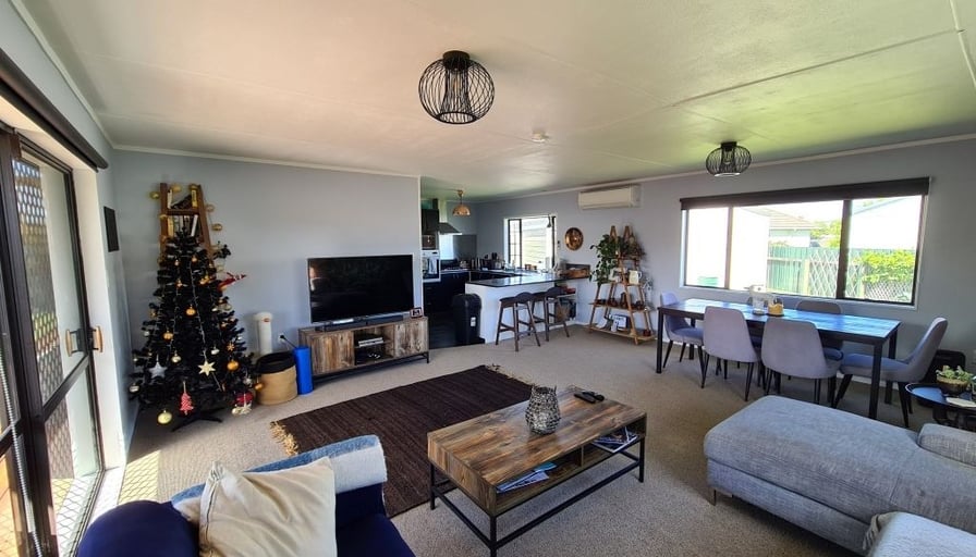 3 BEDROOM (PLUS OFFICE) IN BELL BLOCK | 28a Meade P... – Roomies.co.nz