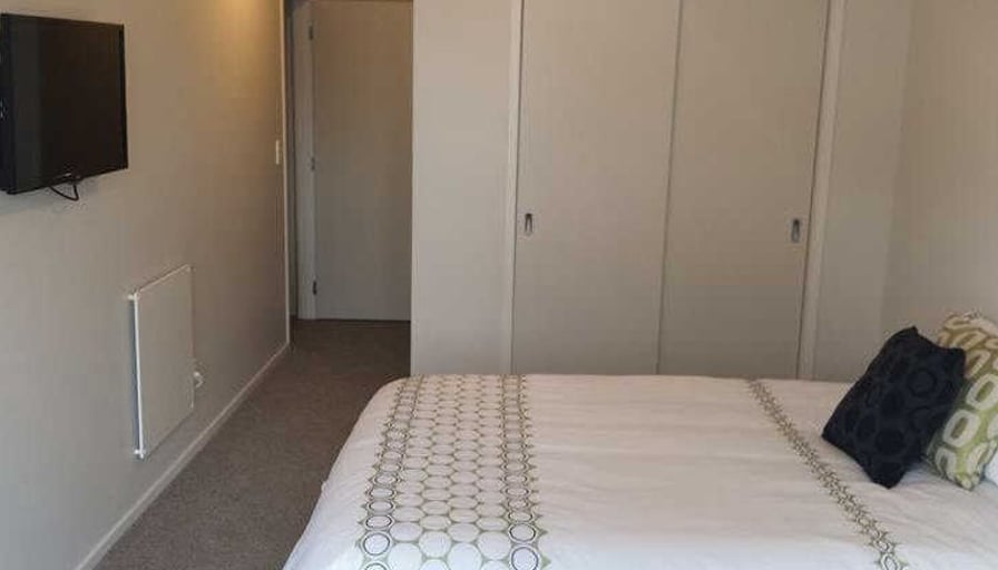 Fully Furnished Studio | 66 May Street, Hillcrest |... – Roomies.co.nz
