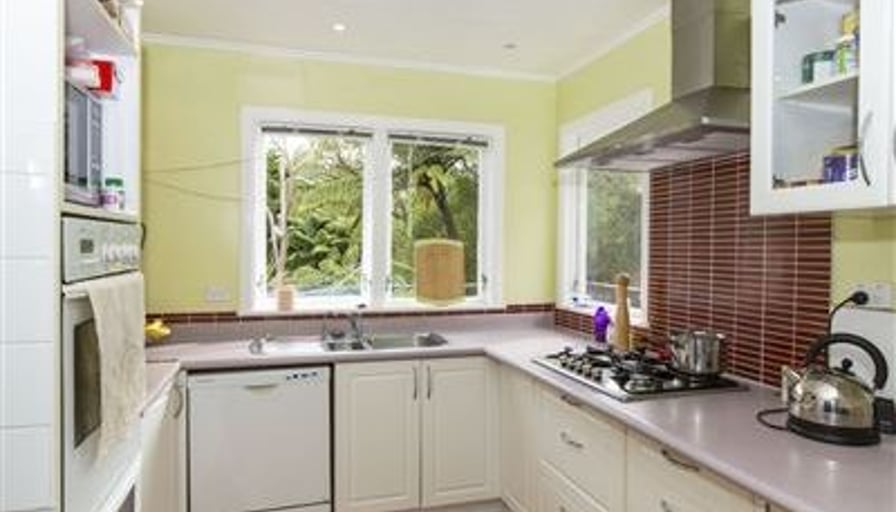 Harbour View | 56 Harbour View Road, Harbour View |... – Roomies.co.nz