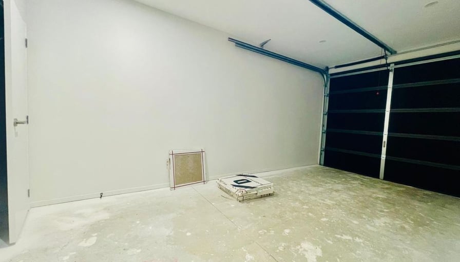 MANUREWA, 3 BEDROOMS | 18B Addington Avenue, Manur... – Roomies.co.nz