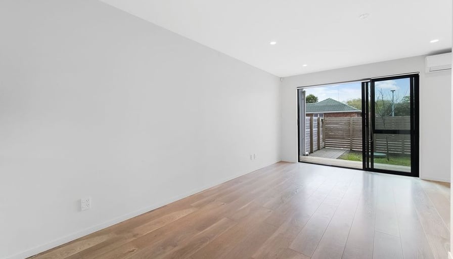 Modern 2-Bedroom + Study Terrace Home in Swanson |... – Roomies.co.nz