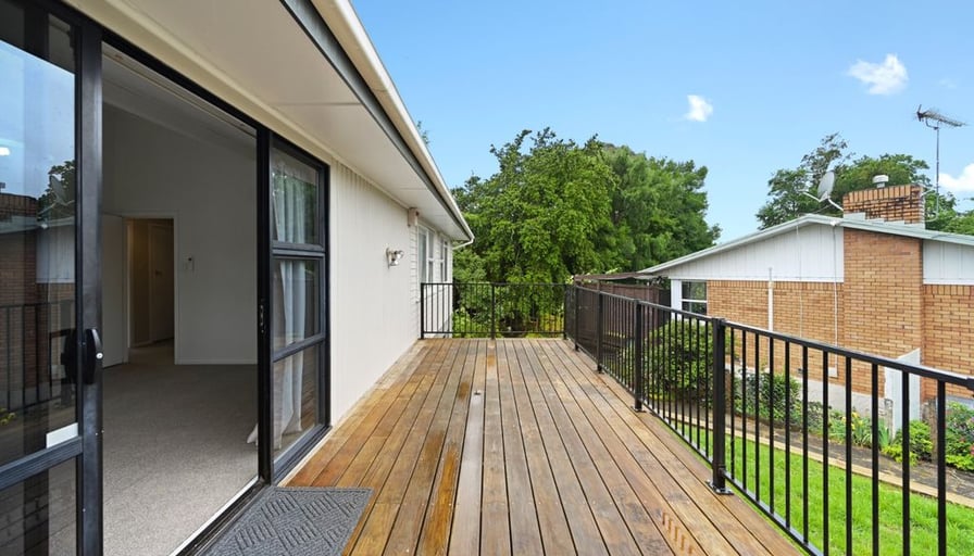 Freshly Renovated Three Bedroom in Chartwell | 47... – Roomies.co.nz