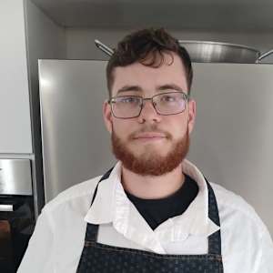 Looking for a roommate | Jared, 21 years, Male | St... – Roomies.co.za