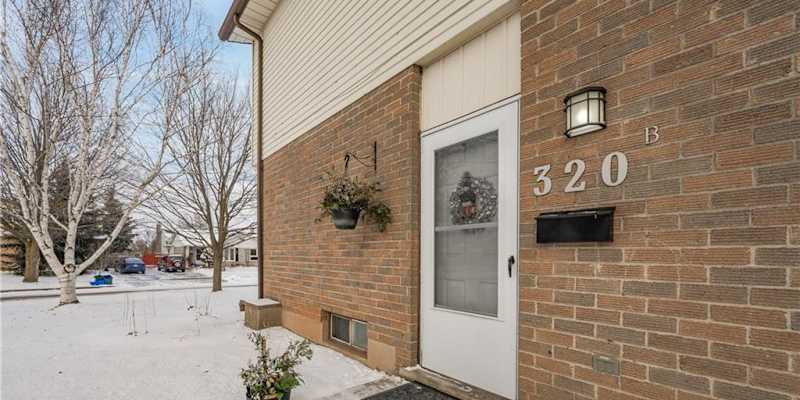 Private room to rent in share house | Mayview Crescent, Waterloo ...