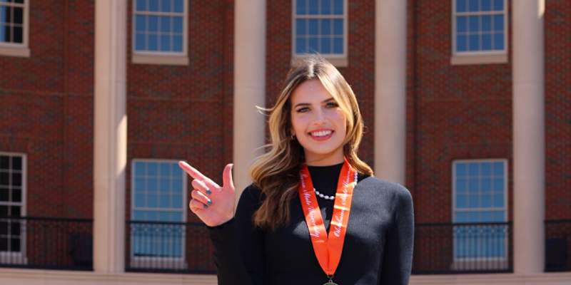 Looking for a roommate | Kinsey, 24 years, Female | Dallas Dallas ...