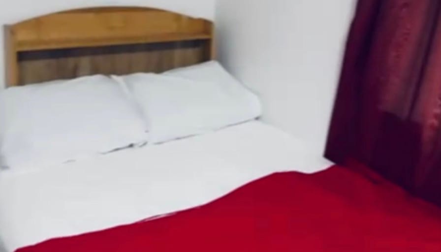 Furnished room in a house | Rae Street, Central Regina... – Roomies.ca