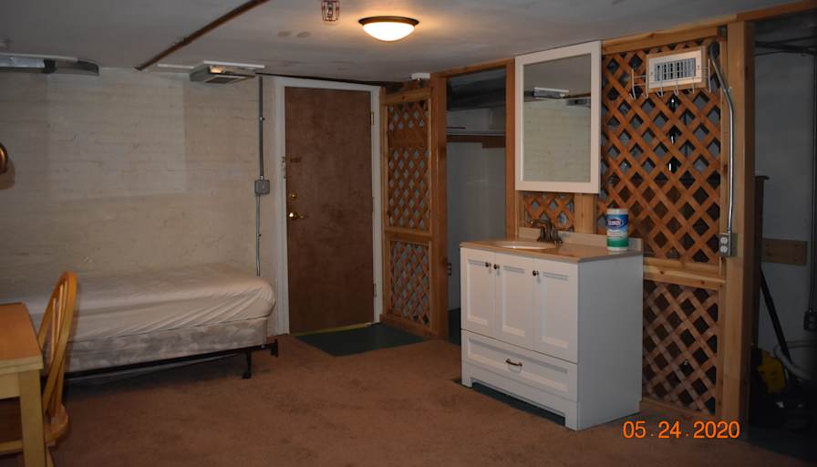 Private room to rent in share house | Elizabeth Stree... – Roomies.com