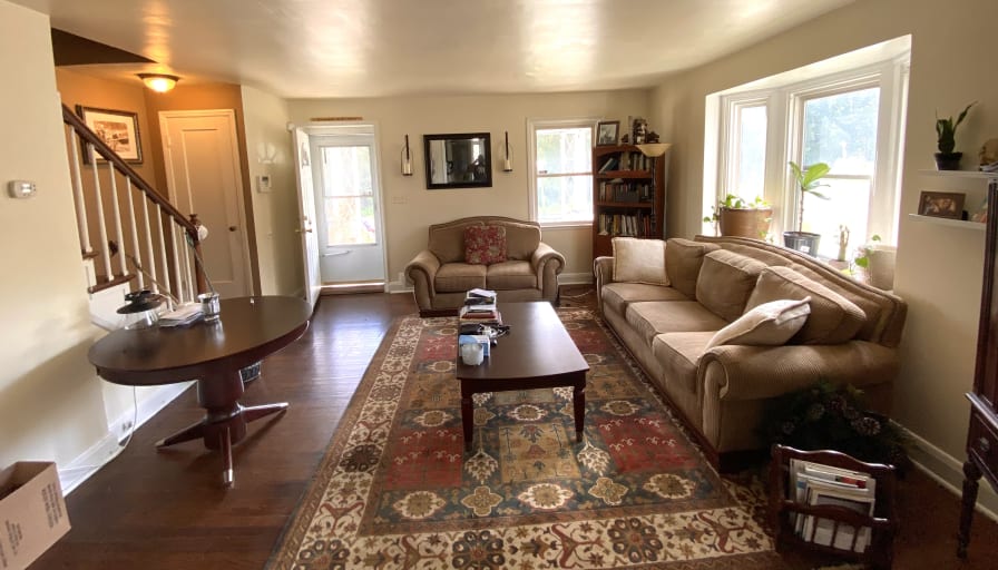 Private room to rent in share house | Pentwood Road,... – Roomies.com