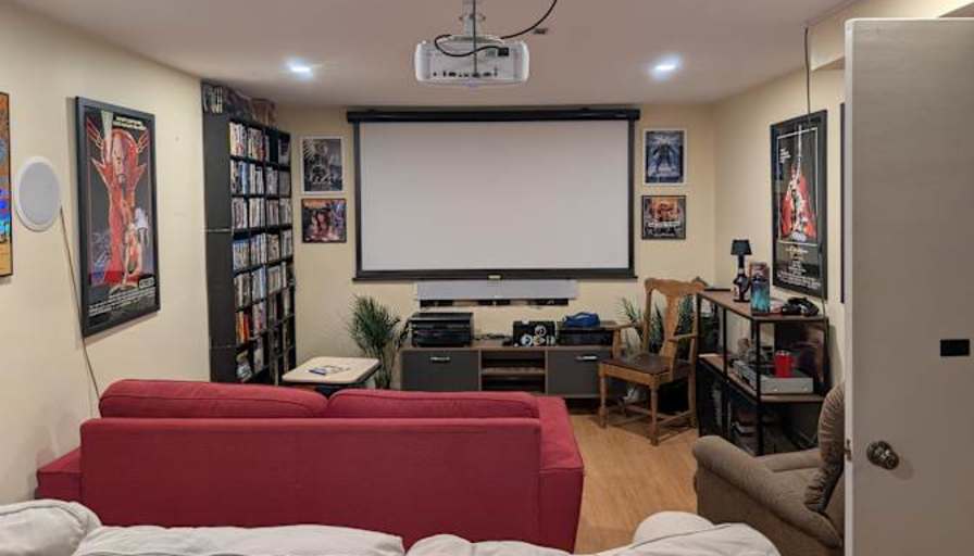 Furnished room in an apartment | Dogwood Lane, Waterlo... – Roomies.ca