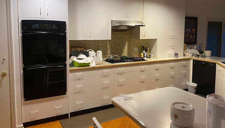 Private room to rent in share house | Anderson Avenue... – Roomies.com