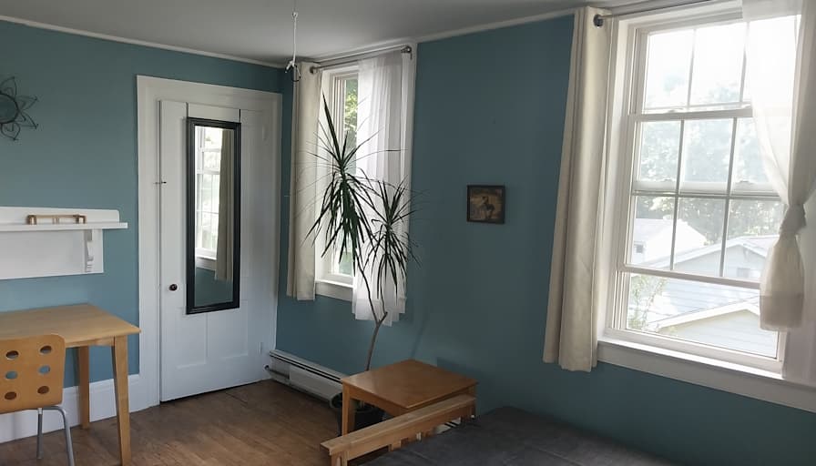 Furnished room in a house | Northampton, Massachusett... – Roomies.com