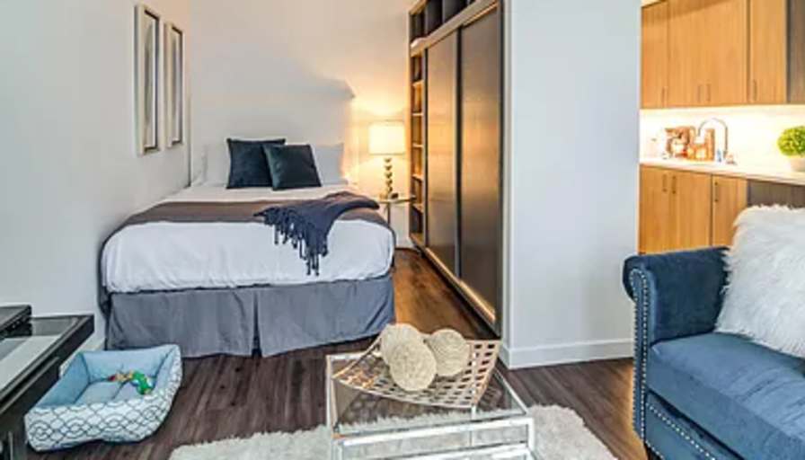 Furnished room with own bathroom in a house | Jackson... – Roomies.com