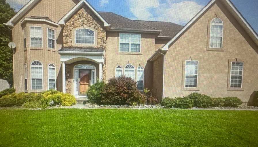 Furnished room in a house | Musse Court, Monroe Towns... – Roomies.com