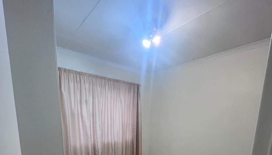 Shared unfurnished room in a townhouse | Bellairs D... – Roomies.co.za