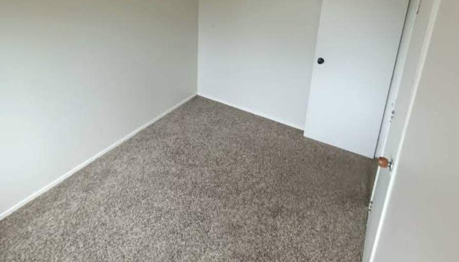 Unfurnished room in a house | Papamoa Beach, BayPle... – Roomies.co.nz