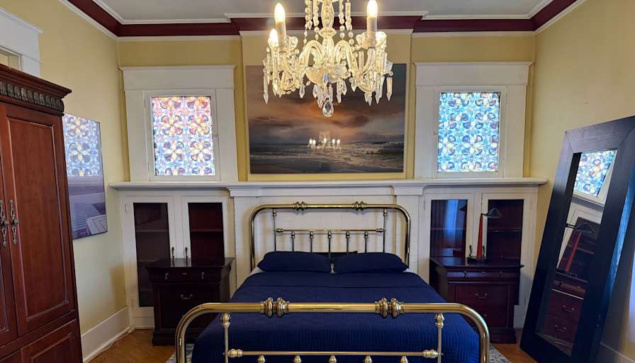 Shared furnished room in an apartment | Porfirio Diaz... – Roomies.com