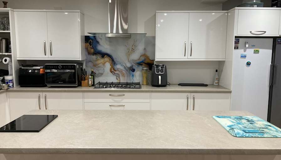 Shared furnished room in a house | Lovedean Lane, H... – Roomies.co.uk