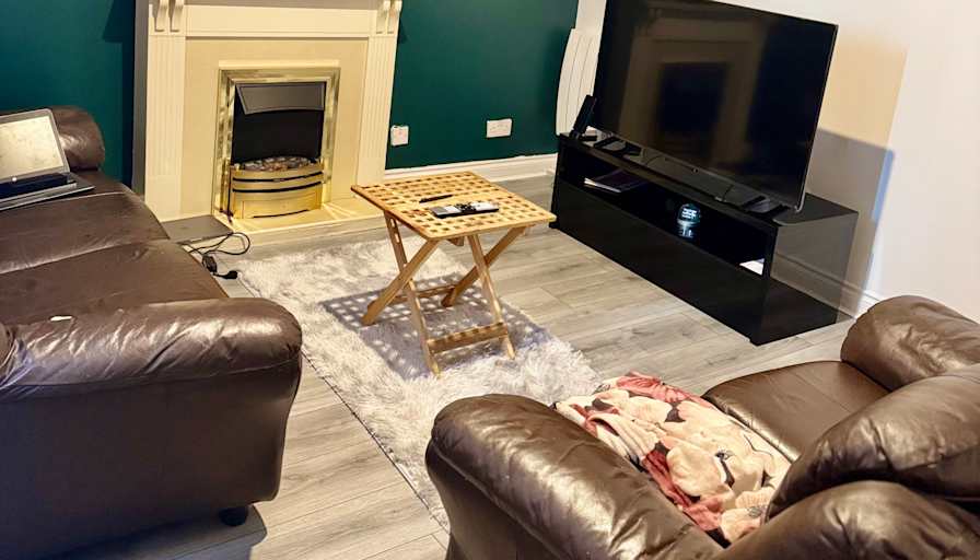 Private room to rent in share house | Buchanan Stre... – Roomies.co.uk