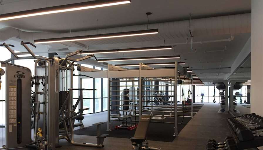 Furnished room in a condo | Wood Street, Downtown, Ont... – Roomies.ca