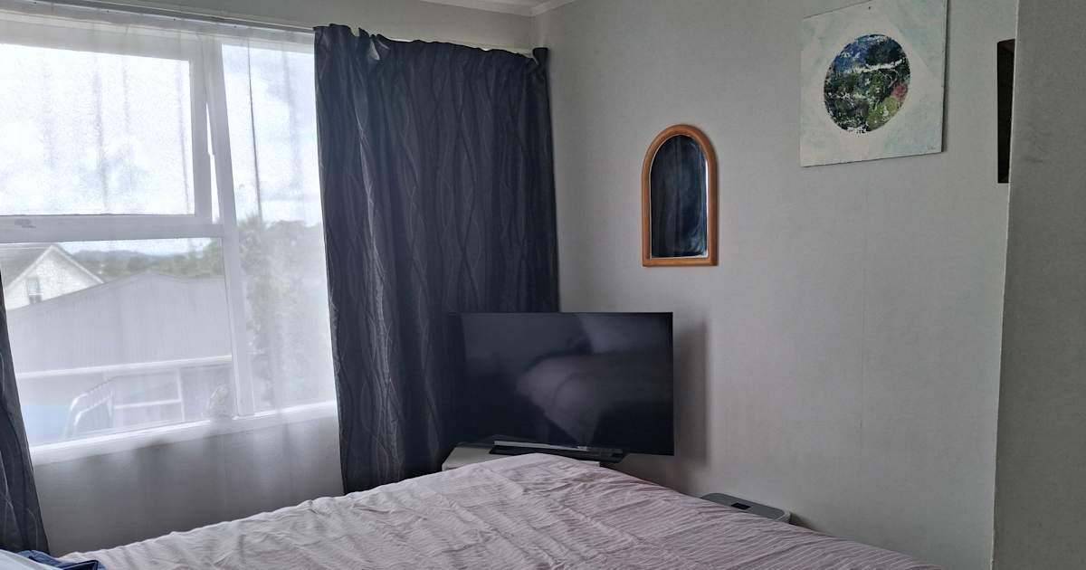 Furnished room in a house | Cherry Road, Bucklands... – Roomies.co.nz