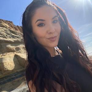 Looking for a roommate | Tehya, 27 years, Female | Vi... – Roomies.com