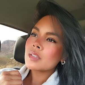 Looking for a roommate | Issa Bayaua, 43 years, Female | Temecula ...