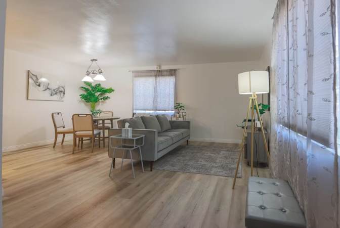 Furnished room with own bathroom in an apartment | Sh... – Roomies.com