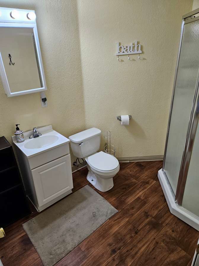 Furnished room with own bathroom in a basement | Auro... – Roomies.com