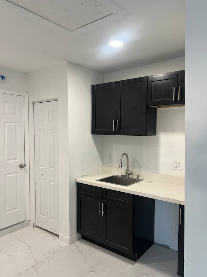 Room share to rent | Saint Thomas Drive, Bonita Sprin... – Roomies.com