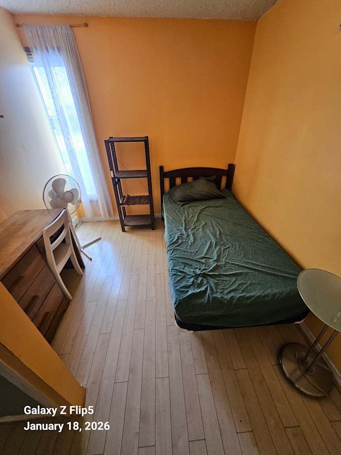 Furnished room in a house | Fruitland, Ontario L8E 3X4... – Roomies.ca