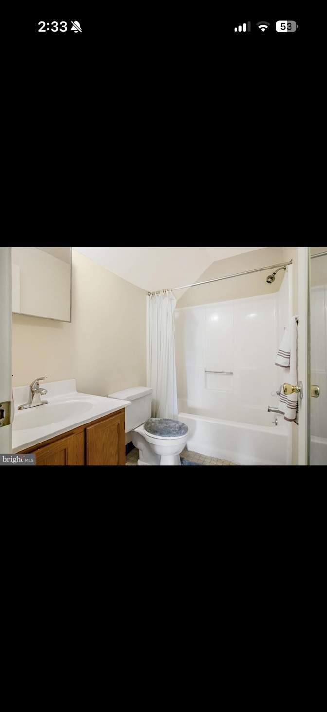 Unfurnished room in a house | Unison Court North, New... – Roomies.com