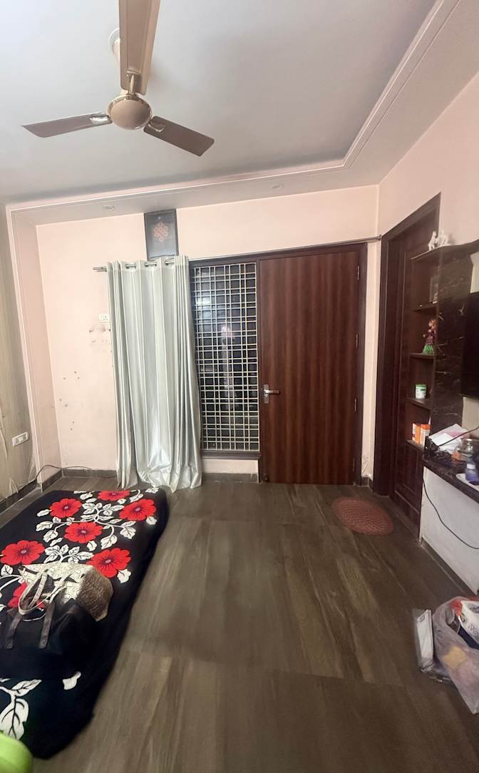Unfurnished room with own bathroom in an apartment... – Roomies.co.in