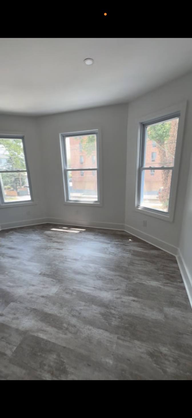 Furnished room in a house | Anderson Street, Hackensa... – Roomies.com