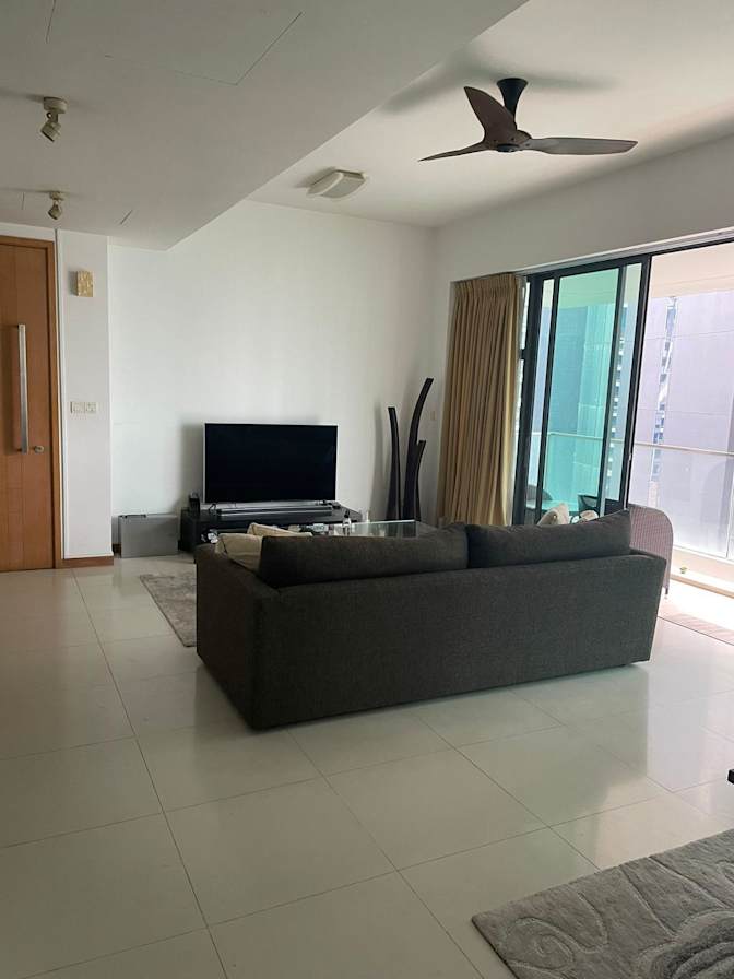 Unfurnished room in a condo | Amber Road, Marine Parad... – Roomies.sg