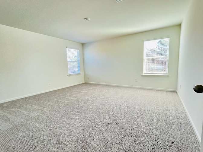 Private room to rent in share house | Underbrush Driv... – Roomies.com